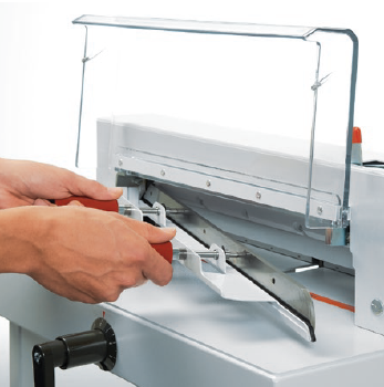 Digicut 161 Manual Paper Cutter
